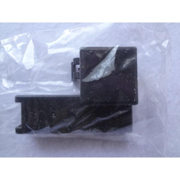 新品 パナソニック  加湿空気清浄機 F-VXL90-TM用防カビユニット 部品 FFJ91800075です。写真撮影等のためパッケージは開封しています。