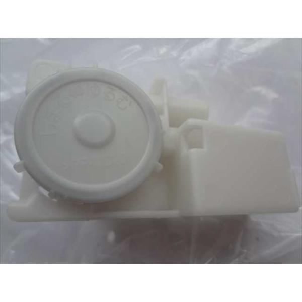 パナソニック 加湿器 FE-KXP20 FE-KXP23用ポンプ 純正部品 FKA7700004です。写真撮影等のためパッケージを開封します。