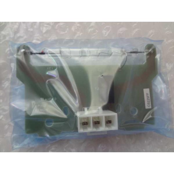 新品 パトライト キセノン基板 純正部品 P31100288-F1 です。写真撮影等のためパッケージは開封しています。