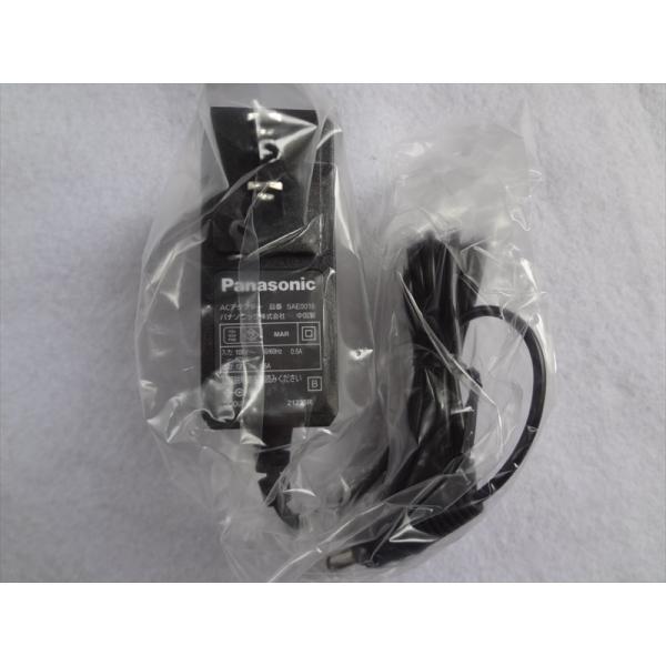 パナソニック 純正 型番:SAE0016AB(SAE0016) ACアダプター(チューナー部用) 黒色 です。写真撮影等のためパッケージは開封しています。対応参考UN-10CE10-W/UN-10E10-W/UN-E9S/UN-10CE8-...
