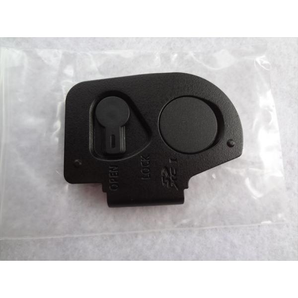 新品 パナソニック 純正 DMC-GX8-K用  バッテリーふた フタ 蓋 ドア  Battery Door SYF0065です。写真撮影等のためパッケージは開封しています。ネコポスの場合パッケージを折りたたんで同梱しての発送となります。