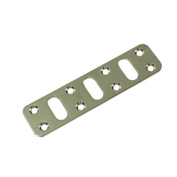 ※ こちらの画像は代表画像となります。部品や類似品等の場合があります。型番と商品名をご確認下さい。　【商品説明】 ●日曜大工・家具転倒防止に。 ●材質：スチール ●表面加工：ニッケルメッキ ●サイズ：2×25×100 ●適用ビス：皿ビス4m...