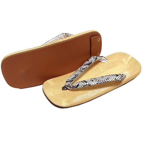 「商品情報」迫力の蛇柄雪駄  白の雪駄はお祭りやお寺などでよく履かれています。  サイズ：L　縦　約25cm・横　約10cm・前厚　約1cm・後厚　約2cm サイズ：LL　縦　約27cm・横　約10cm・前厚　約1cm・後厚　約2cm お勧...