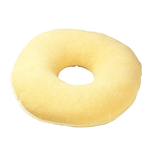 【カラー】クリーム【サイズ】外径約36×内径10×厚さ約8cm【材質】表地：綿85％、ポリエステル15％（パイル）　裏地：ポリエステル65％、綿35％（ブロード）　中身：中空ポリエステルファイバー【その他】洗濯○、脱水○、乾燥機○（60℃）...