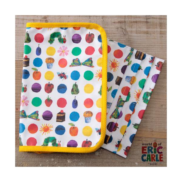 はらぺこあおむしのドット柄の母子手帳ケースです。母子手帳、お薬手帳、診察券など必要なものをすっきり収納できる大容量で便利なマルチケースです。通帳ケースや、トラベルケースにもおすすめです。用途に合わせて、必要なときにカードケースだけを取り出す...