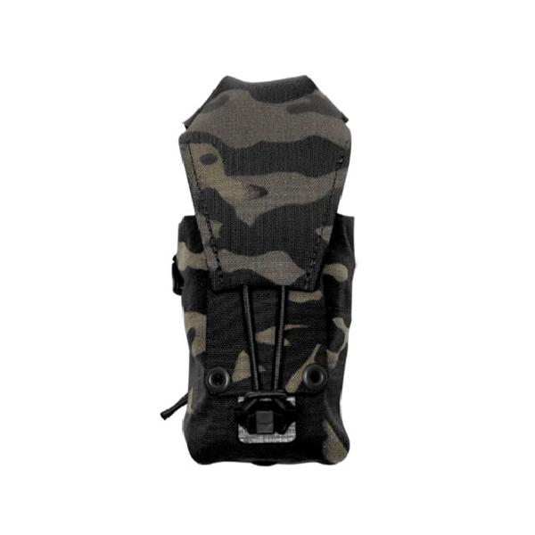 ●この品はマルチカモブラックです●FerroConceptsは、実験、研究、科学的な作業を経て、バックパネル バンガーの上部ポケットの1つを取り外して1つのポケットにする方法を編み出しました●バンガーポケットは、フラッシュバンやスモーク グ...