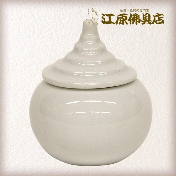 《サイズ》【高さ】約6cm×【胴張】約5.2cm《材質》陶器製