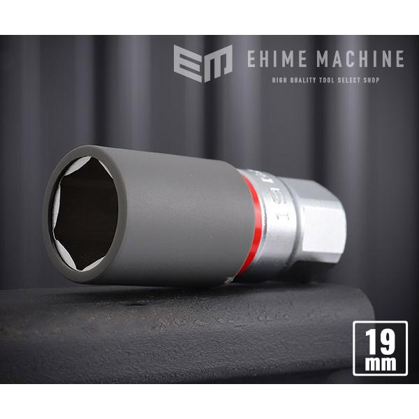 Z-EALフリーターンクロスレンチ(4711XZ)にマッチしたホイールナットソケット！ホイールナットソケットでは定番となったホイールへの接触ダメージを軽減する樹脂製ホイールプロテクターとナット頂点を保護するストッパーを搭載し、一目でサイズが...