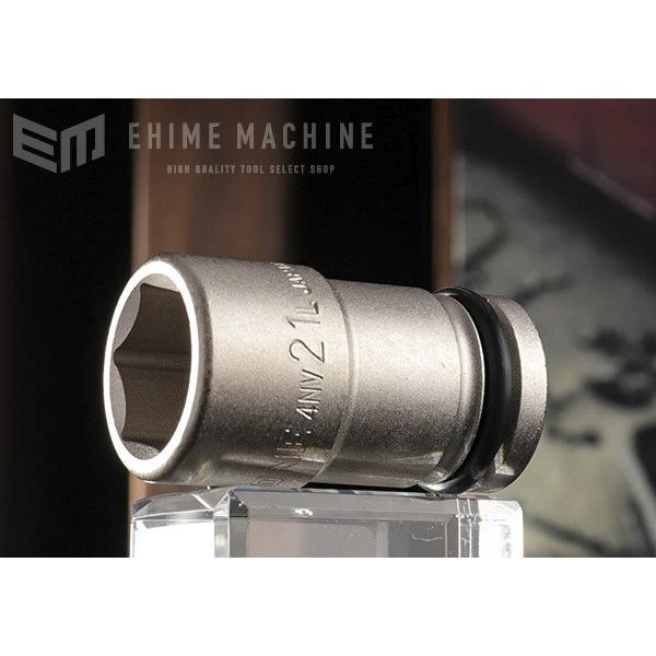 外観品質と防錆力の向上を図った無電解メッキ仕様のインパクト用ソケットです。Ｏリング仮置き構造により、レンチにインパクト用ソケットを着脱する際にＯリングを一旦溝に仮置くことで作業性を向上させています。無電解メッキのインパクト用ソケットです。【...