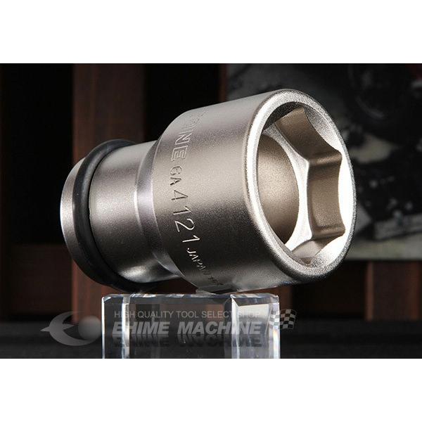 大型バス・トラック用ホイールナット着脱専用です。アウターナット・インナーナットの着脱作業が1個のソケットでできる省力工具です。【仕様】差込角(mm)：19.0全長(mm)：80適合ピン：PIN5039S適合Oリング：RINGW28S対辺寸法...