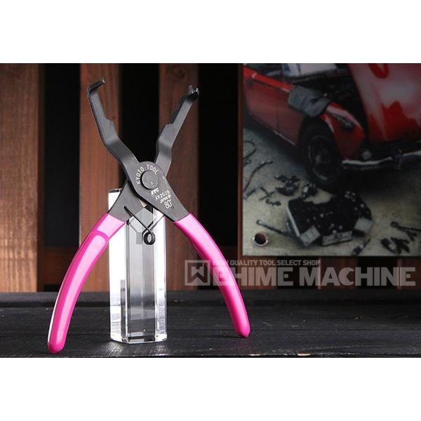 ロックピン引抜きタイプのクリップを、キズを付けずに簡単に外せる！専用クリッププライヤー！自動車のフロント、・リアバンパー、フロントフェンダーライナー等に使用されている樹脂製クリップの取り外しおよび装着時の軸部の縮め・挿入に使用できます。35...