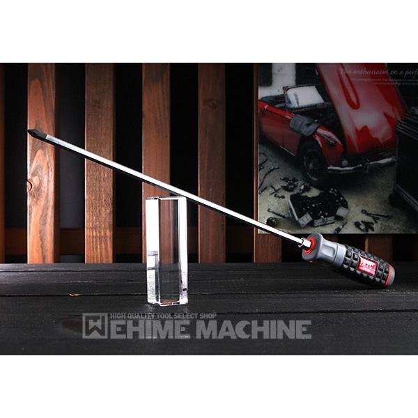 六角ボルスター付きの貫通タイプパワーグリップドライバー！！太めのグリップで、しっかりしたトルクを加えることができます。先端マグネット付きで、はずしたビスをしっかりキャッチします。ロングタイプなので、奥まった箇所の修理作業などに最適です。■型...