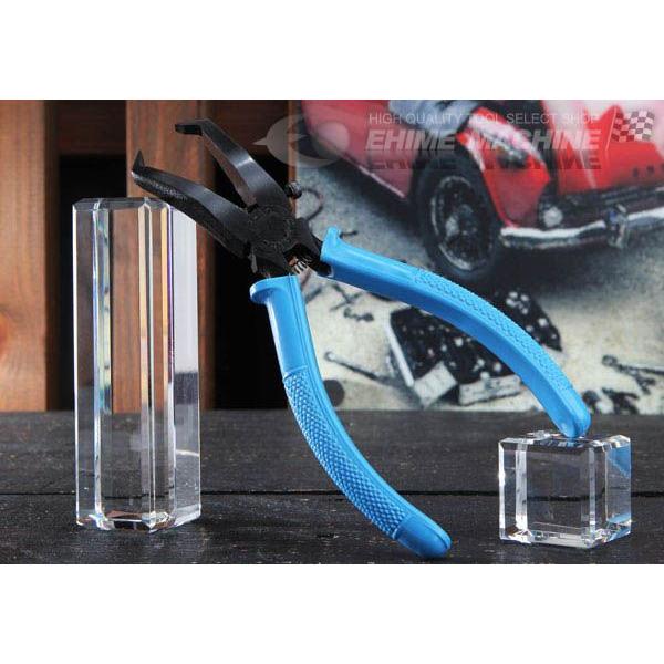 自動車工学でも紹介されているメーカー、 メリー[MERRY]　のクリッププライヤーです。 自動車のバンパー、フェンダーライナー、ラジエーターグリル、 アンダーカバー、内張り、トランク内ライニングなどに使用されている 樹脂製のクリップが、簡単...