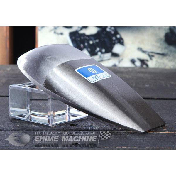 しっくりと手に馴染む、信頼の小柳機工製の当て盤です。従来から広く鈑金業界で使用され、多くの職人の方にご愛用頂いている商品です。 ■型式：ND-21（旧型式：BD-21） ■メーカー：O.T.C（小柳機工）■サイズ（約）：幅68×長さ130×...