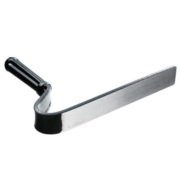 しっくりと手に馴染む、絶妙な大きさと重量感。 手当たりのいいアール形状と、用途に合わせてお選びいただける様々な形状。 新潟三条の職人が生み出す、信頼の小柳機工製の当て盤です。   ■型式：NS-34 スライドガラスミゾや手の入らない場所に当...