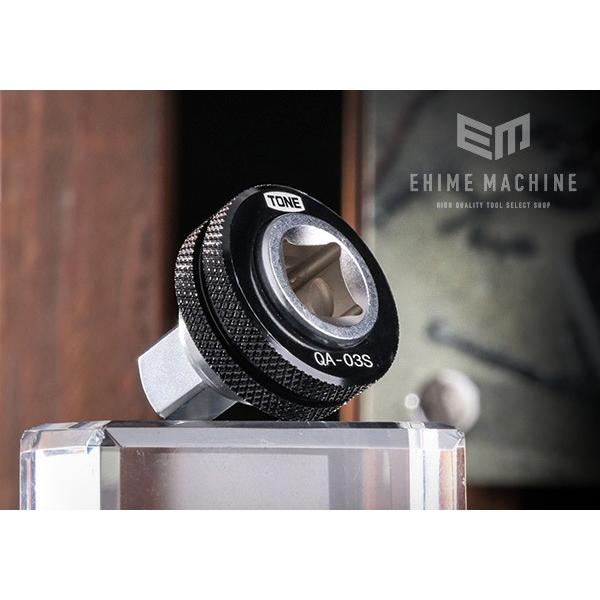 ラチェットハンドルとソケットの間に取り付けることで、指先でスピーディーな早回し作業ができます。ラチェットハンドル空回し時にクイックアダプターを押さえることで、ボルト・ナットの共回りを解消できます。用途：ボルト・ナットの締付け・緩め作業用。【...