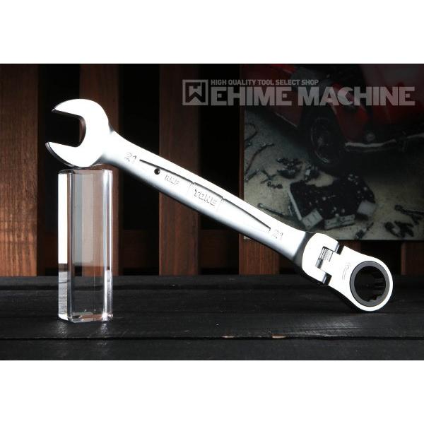 ヘッドを任意の角度に調整できるため、今まで工具が届かなかった作業箇所に最適です。安全ロープ取り付け穴付です。(RMF-14以上）グッドデザイン賞受賞品です。用途：ボルト・ナットの締付け・緩め作業用。【仕様】対辺寸法(mm)：21厚さ(mm)...