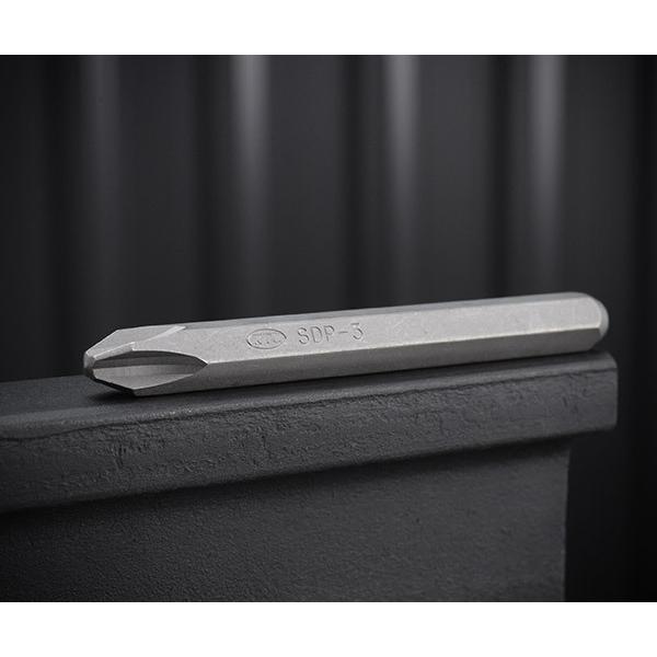 ※単品購入時はネコポス(ポスト投函)発送となり、日時指定・代金引換はご利用いただけません。通常品と同時購入の場合は宅配便でお届けします。インパクトドライバー用のクロス(プラス)ビット、No.3。KTCのインパクトドライバ用クロスビットSDP...