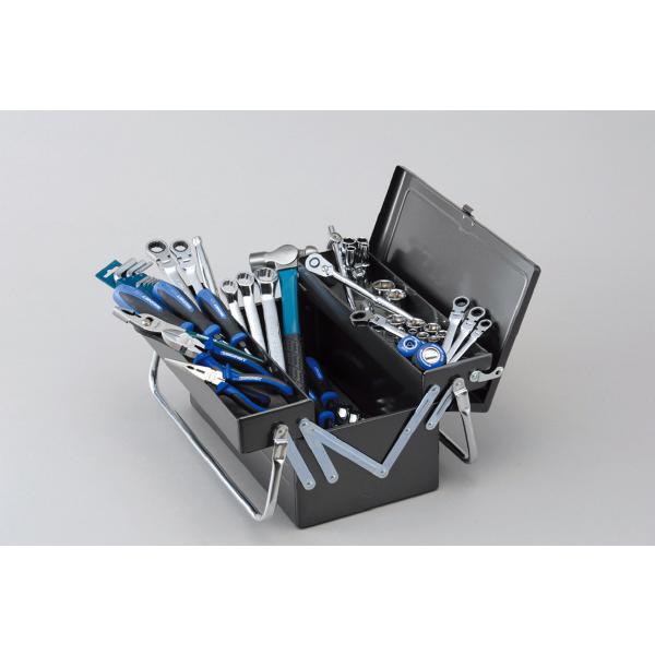産業向けに「高品質でリーズナブル」を追求したツールセット。保守点検・現場での組立や施工など様々なシーンに対応出来るコンパクトな工具セット。使い勝手にこだわった両開きツールケースを採用。ボリューム満点&amp;コストパフォーマンス抜群の両開き...