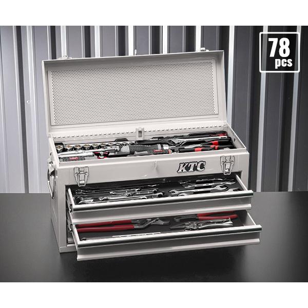 「開けた瞬間に即戦力。トップだけで整備が始まる実戦78点。」現場の声を反映し、試作と再配置を繰り返して完成させたエヒメマシンのオリジナル入組み。 よく使う工具はトップと一段目に集約。下二段はフリースペースで、トルクレンチの追加や コードレス...