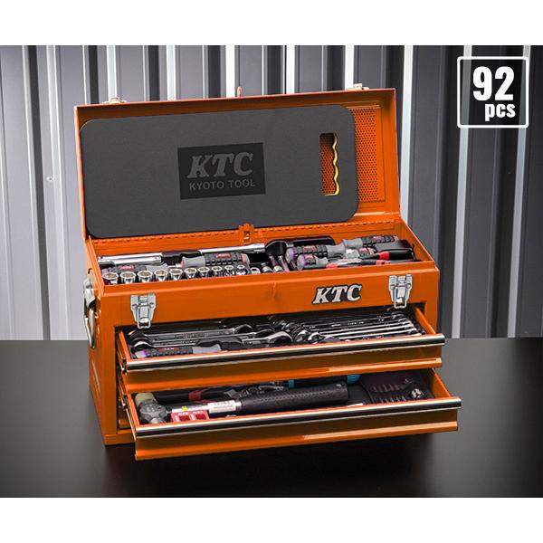 「ラチェットを選ぶ自由で、整備作業がもっと自分仕様に。」あえてラチェットハンドルを外したニューコンセプト。好みの1本を合わせて完成させる余白を残しました。このセット単体でも即戦力ですが、コードレスラチェットレンチ JTRE330を買い足せば...