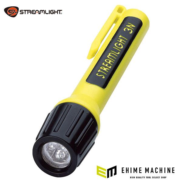 高輝度LED3灯を採用した耐衝撃ポリマー樹脂製防水ライト。　【仕様】明るさ(ルーメン)：30連続使用時間：10時間最大照射距離(m)：35全長(mm)：133質量(g)：60(電池含む)使用電池(付属)：単5アルカリ乾電池3本耐寒・耐熱温度...
