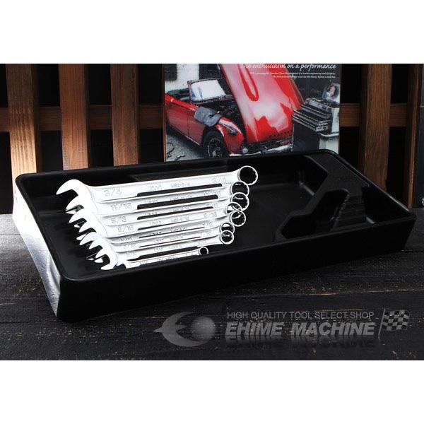 KTCコンビネーションレンチのインチサイズで、良く使うサイズを厳選した、工具箱内の整理整頓に便利な樹脂トレイ付き8本セットです。樹脂トレイは、EKB-2 片開きメタルケースにぴったり収まるサイズ。メタルケースと一緒に揃えて頂ければ、出張修理...