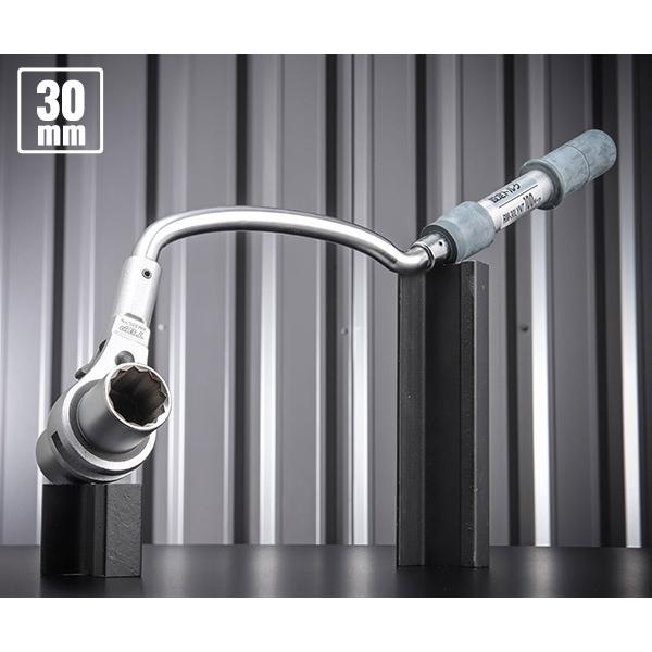 ●水道本管のフランジボルト・ナットの締め付けに便利です。●弓形ハンドルにより狭い管路も容易に締め付け可能です。●トルク機構で「カツン」と鳴り、首が折れたら締め付け完了です。●防水グリップ付単能型トルクレンチです。●ギア歯数48歯（従来品比2...