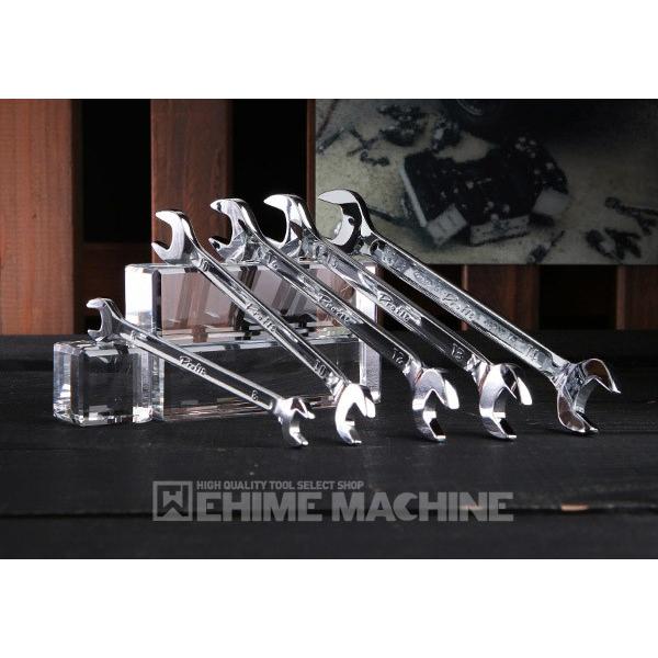 KTCのプロフィットツールスパナで、良く使うサイズだけを厳選した5本セット！中身が見えるスケルトンタイプの樹脂ケースと、収納トレイ付きで、持ち運びにも便利です。 『従来の工具では入りづらい。』『一つのサイズで様々な角度から仕事をしたい。』 ...