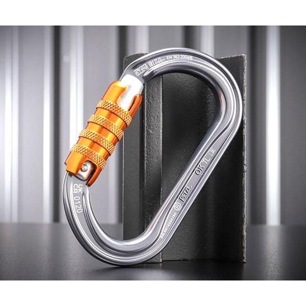 Petzl（ペツル）製「オーケー トライアクトロック（OK TRIACT-LOCK）」は、オーバル型カラビナで、厚みのある器具との連結に最適なモデルです。片手操作でロック・開放が可能な3段階の自動ロッキング機構「トライアクトロック」を採用し...
