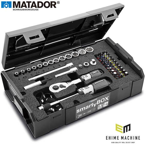 ラチェットハンドルZ90を備えたツールボックスセット。【仕様】ボックスサイズ(mm)：W206×D156×H63質量(g)：1100【セット内容/付属品】ラチェットハンドルエキステンションバー：50・100mmスピンナーハンドルソケット：4...