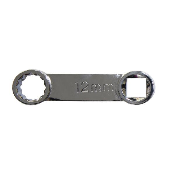 トルクレンチに取り付けて使用します。ソケットではどうしても締められない場所にあるボルト・ナットのトルク管理に大変便利なトルクアダプターです。【仕様】差込角(SQ)：3/8材質：クロームバナジウム鋼サイズ(mm)：12全長(L；mm)：691...