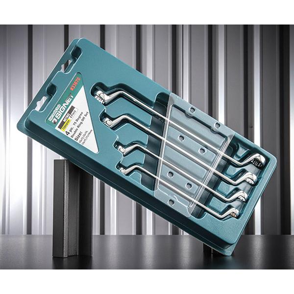 ミラー仕上げのメッキが美しい75°オフセットメガネレンチセット。手前の障害物を越えて作業する場面で威力を発揮。トレイ付き。コンパクトなデザインで、狭い場所での作業に最適。【仕様】メガネ部オフセット角(°)：75材質：クロームバナジウム鋼【セ...