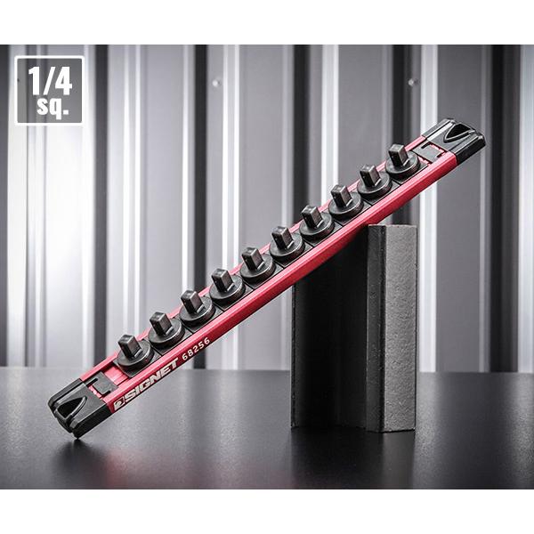 マグネット付きで便利なホルダー。片手でソケットの着脱が可能。ソケットを回転させてソケットをロック＆リリースで着脱がスムーズ。上下逆さまでもしっかりとソケットを保持。強力なマグネットによりキャビネット等に自由に取り付け可能。背面マグネット部は...