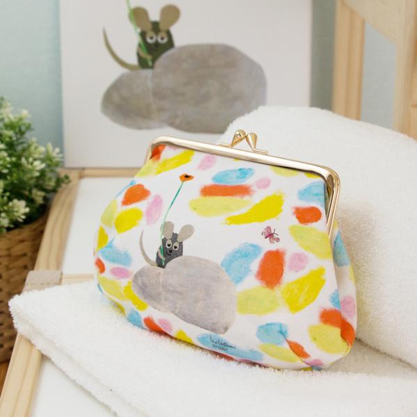 世界中で愛されるレオ・レオニのキャラクター『フレデリック』が、がま口コスメポーチになって登場です！コロンとかわいく、たっぷり入るコスメポーチです。小物の整理に使っても便利です♪【サイズ】口金　長さ137mmポーチ/ガマグチ/がまぐち/絵本/...