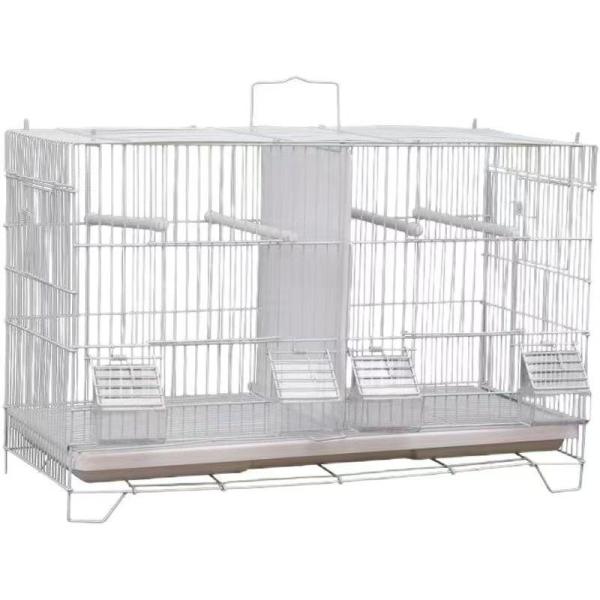 真ん中に仕切り付きがあることで、多頭飼い・繁殖に最適な鳥ケージです。仕切り板は、お互いに見えないプラスチック板、繁殖に便利な網板の二枚を付属。画像3枚目のように積み重ねて使用いただける構造になっています。 複数個鳥かごをお持ちの方は便利かと...