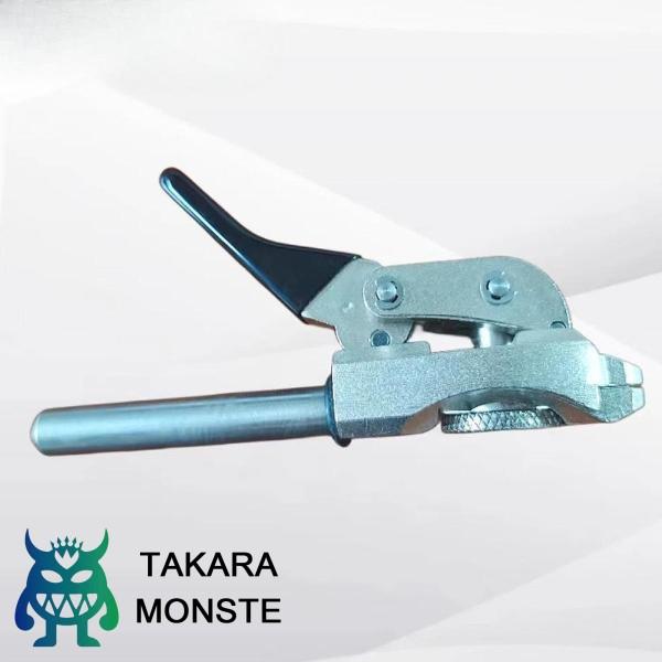 説明:[二重目的設計]: この多用途ストリングクリップは.テニスラケットとバドミントンラケットの両方に対応しており.さまざまなストリングニーズを満たすために高い適応性と柔軟性を備えています. [5歯固定構造]: 5歯の位置決めシステムを備え...