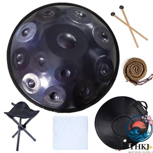 18インチ  直径46cm、高さ17cm  22インチ  直径56cm、高さ25cm窒素鋼素材：ハンドドラムは頑丈な窒素ステンレス鋼素材で構成されており、職人が焼入れ処理を行う際の加熱温度の違いにより、ハンドパンの色が異なります。ハンドドラ...