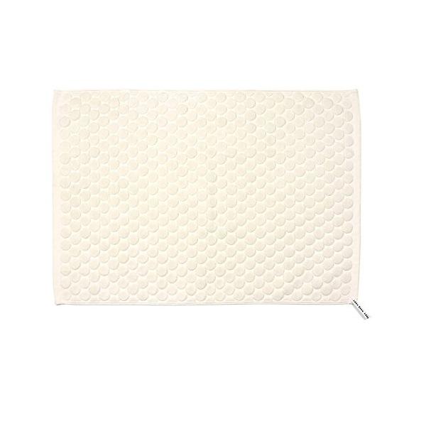 ※併売のため、在庫切れの際はご了承ください。発送委託により倉庫業者がお届けする場合がございます※肌触りが良く、シンプルでナチュラルなカラー展開が魅力の定番カラーのバスマット。全面ドット模様の立体的なデザイン。もこもこした感触が足裏にとても気...