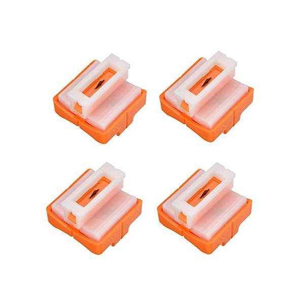 ※併売のため、在庫切れの際はご了承ください。発送委託により倉庫業者がお届けする場合がございます※仕様：A4プラスチックベースペーパーカッター交換用ブレードパッケージの内容：4枚入り材質：プラスチック+ステンレス鋼安全：刃は隠す的な設計で、指...