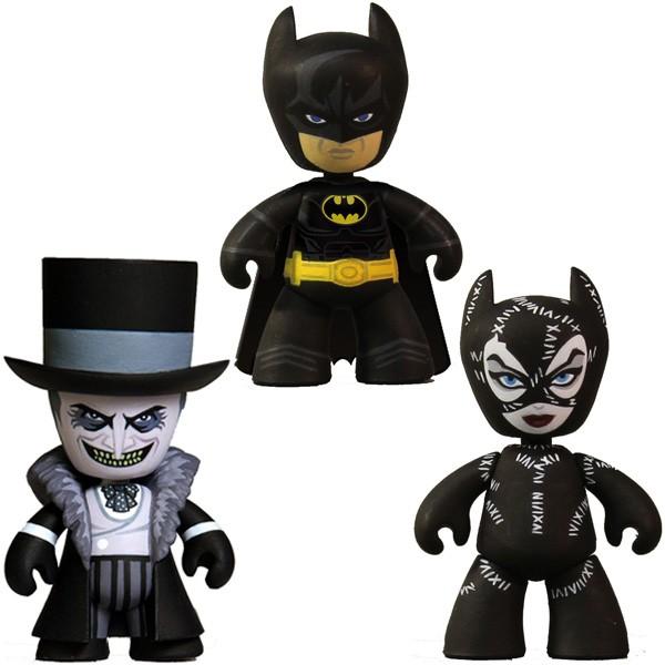 ■メーカー：MEZCO TOYZ■商品分類：ブロックスタイルフィギュア■映画：『バットマン リターンズ』■キャラクター：バットマン／キャットウーマン／ペンギン■サイズ：全高:約50mm■可動ポイント：5箇所■シリーズ：2インチ メズイッツ(...