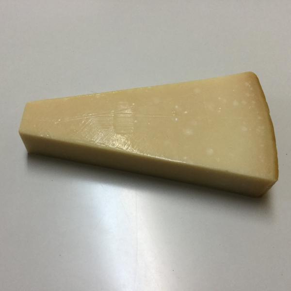 ※メーカー都合によりパッケージ等の外装面で異なる場合がございますので、あらかじめご了承くださいませ(免責) 画像は見本(イメージ)です。画像内に写った期限は撮影時のものであり、お届けする商品は期限内となります。詳細な期限については直接お問合...