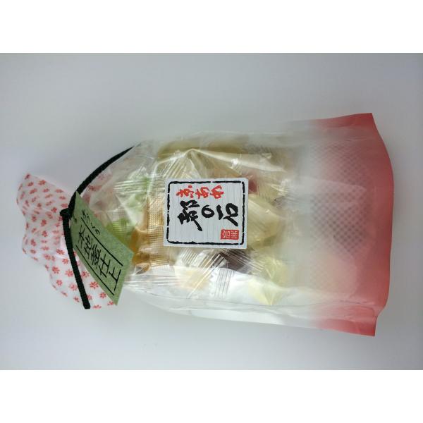 ※メーカー都合によりパッケージ等の外装面で異なる場合がございますので、あらかじめご了承くださいませ(免責) 画像は見本(イメージ)です。画像内に写った期限は撮影時のものであり、お届けする商品は期限内となります。詳細な期限については直接お問合...