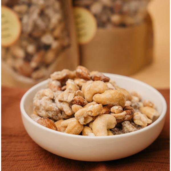 ※メーカー都合によりパッケージ等の外装面で異なる場合がございますので、あらかじめご了承くださいませ(免責) 画像は見本(イメージ)です。画像内に写った期限は撮影時のものであり、お届けする商品は期限内となります。詳細な期限については直接お問合...