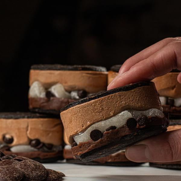 ※メーカー都合によりパッケージ等の外装面で異なる場合がございますので、あらかじめご了承くださいませ(免責) 画像は見本(イメージ)です。画像内に写った期限は撮影時のものであり、お届けする商品は期限内となります。詳細な期限については直接お問合...