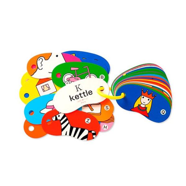 “とにかく楽しい！”に焦点を絞った戸田デザイン研究室のリングカードシリーズ。学ぶだけでなく、子どもたちの自由な創造性もひきだすデザイン性の高さで、発売以来その人気が途絶えることはありません。いわゆるお勉強のためのカード、という印象がないのは...