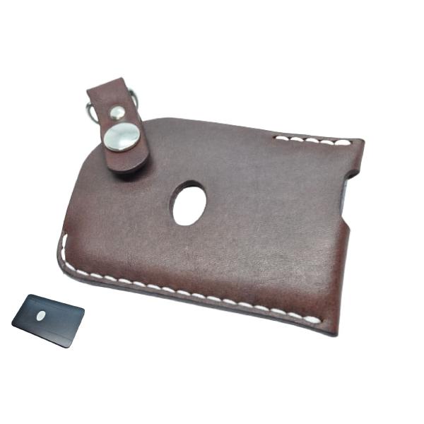 メイン素材: レザー    機種：レクサス　カードキータイプ    状態：新品    生産国：日本製（Einfach製作所）    素材：国産牛Ａクラス　天然牛皮　姫路産    数量：１個（キーは見本です）レクサス用のカードタイプのスマート...