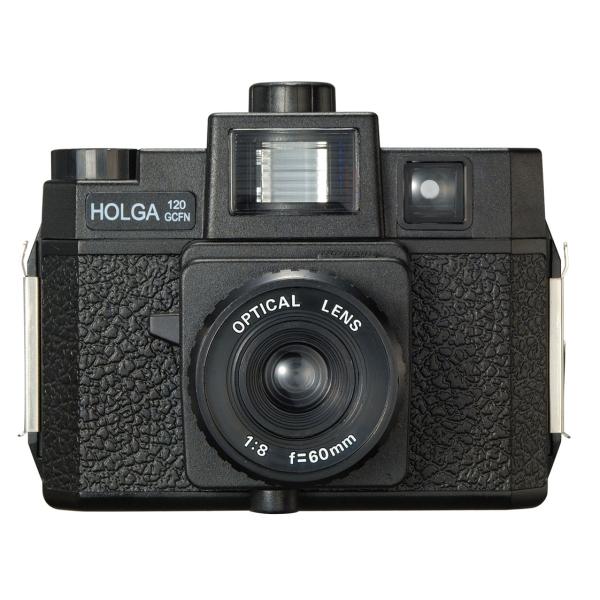 ＊使用フィルム： ブローニー・フィルム（120タイプ）＊レンズ： 60mm F8（ガラスレンズ・プラスチックレンズ各1個）＊シャッタースピード： 1/125sec（固定）、バルブ＊ストロボ： GN12 （ブルー・レッド・イエローフィルター内...