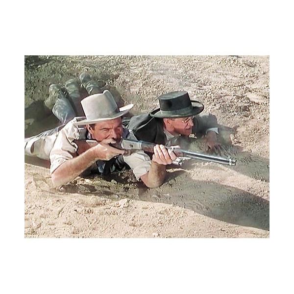 色西部劇「幻のカウボーイ」など、西部劇が好きな人以外も楽しめる作品集。 ボックス内容（日本語字幕） ■ 地獄の銃火　89分／カラー／1949年■ 幻のカウボーイ　81分／モノクロ／1951年■ ガンスモーク　76分／カラー／1953年■ 挑...