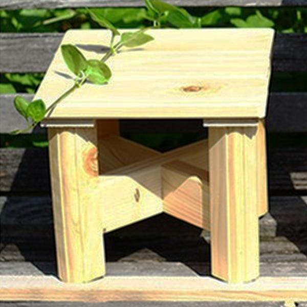 ナチュラルウッドシリーズ　NEWベンリー台角　ミニ　幅24cm×奥行26cm×高さ21cm（約）商品管理番号:4936648002990天然素材だから丈夫で安心。